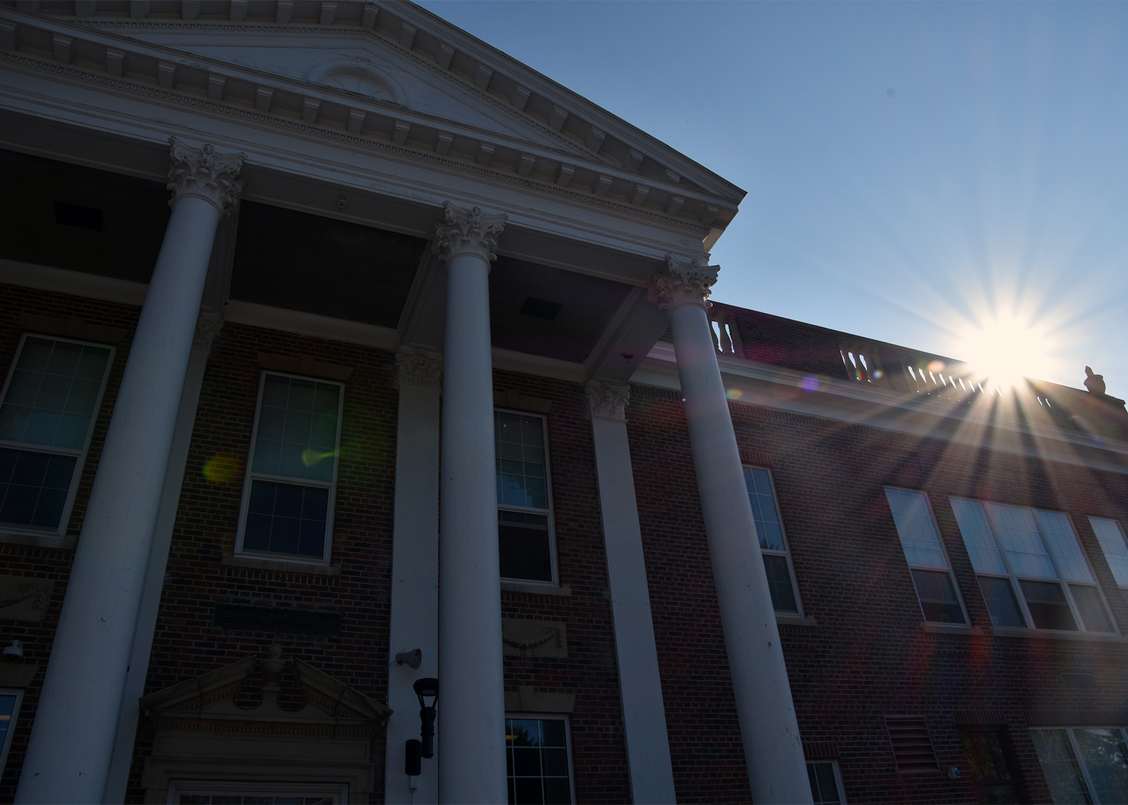 Van Antwerp Middle School - Niskayuna Central School District