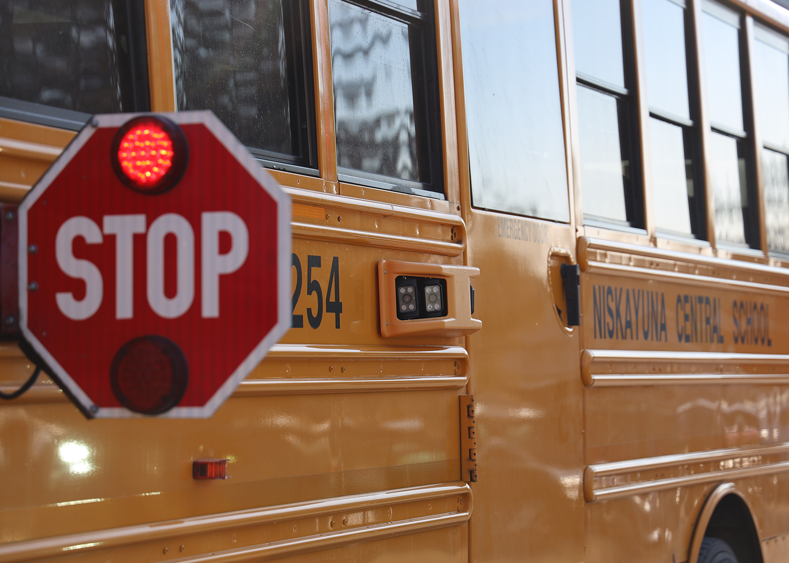 Niskayuna rolls out AI-powered stop arm cameras on buses - Niskayuna ...